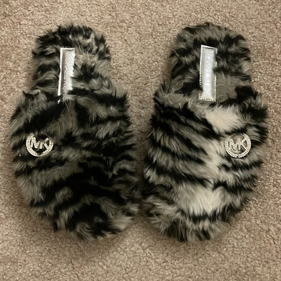 Michael Kors | Shoes | Michael Kors Slippers | Poshmark
